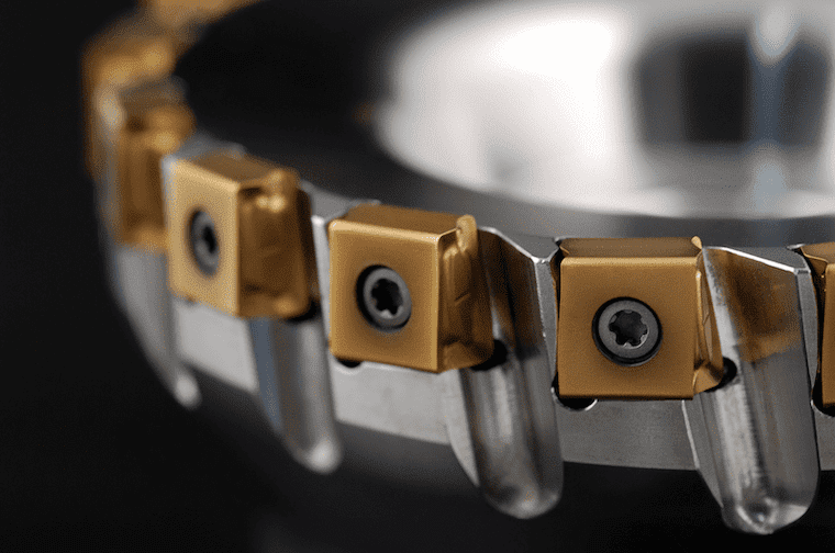 Tangential milling cutters - Inserts for milling